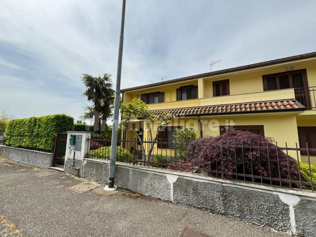 Sale Two-family villa in via Giuseppe Di Vittorio 124 Borgo San ...