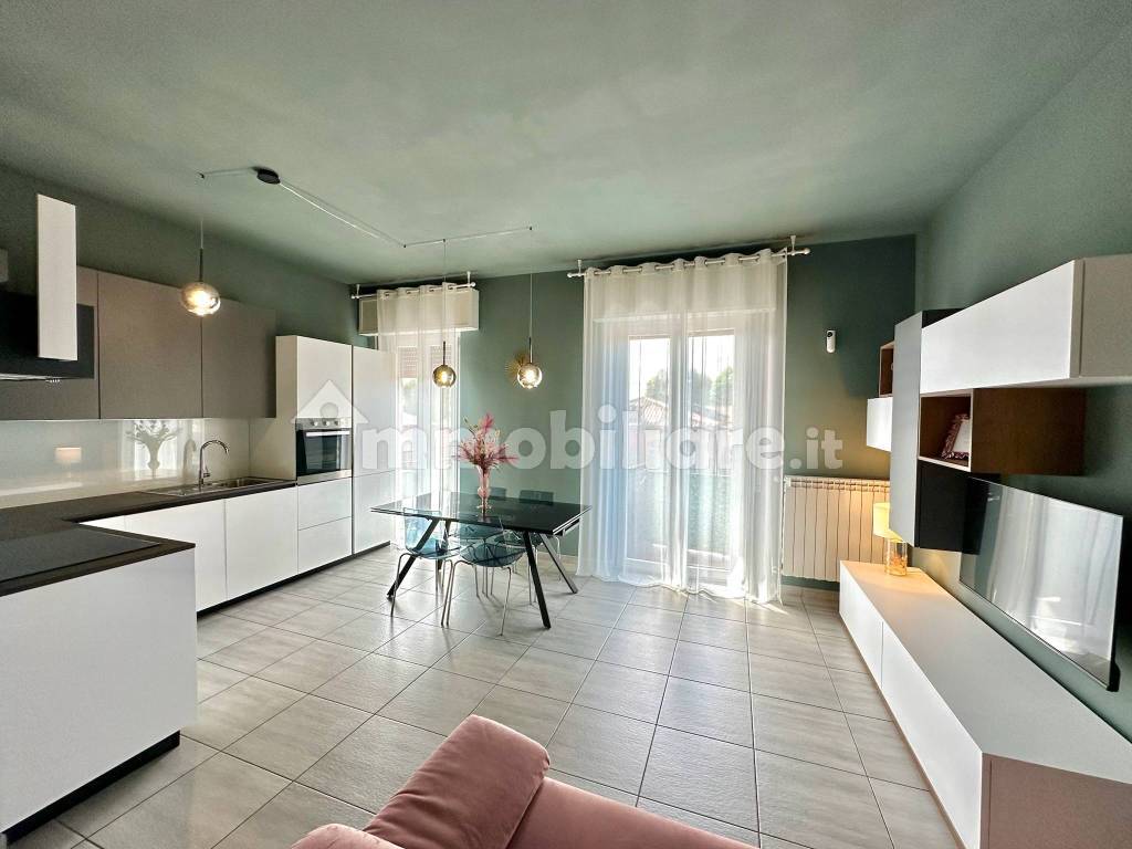 Vendita Appartamento Cremona. Trilocale in via Lago Gerundo 9. Ottimo ...