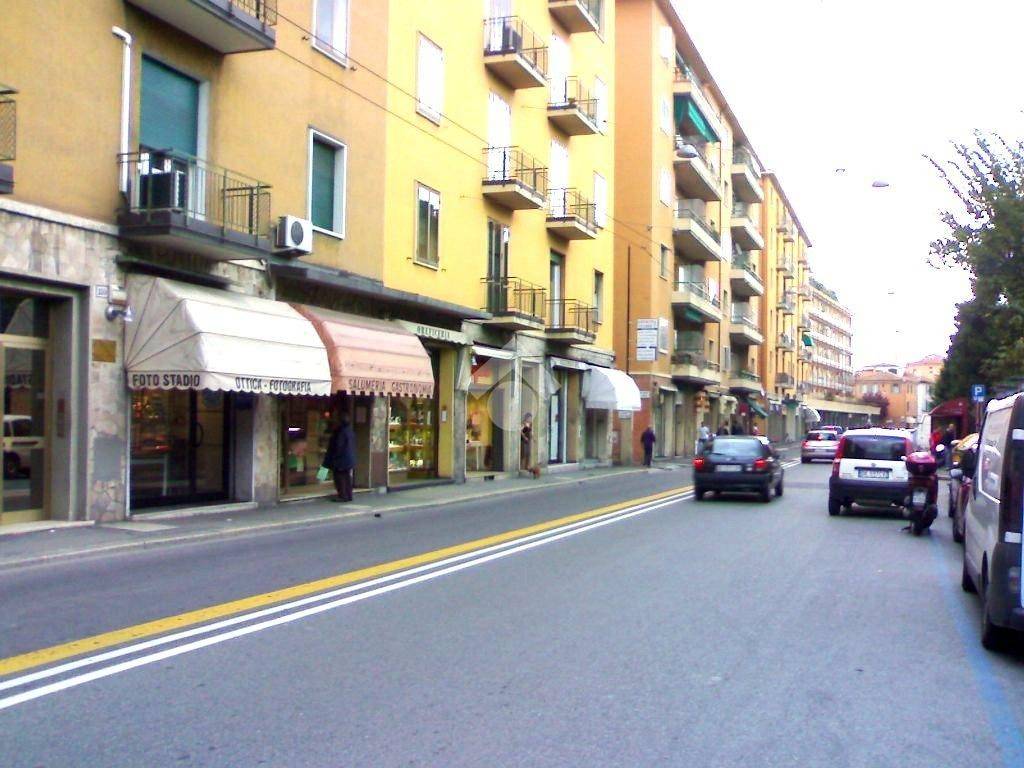 Locale commerciale via andrea costa 137, Bologna, Rif. 111467221 ...
