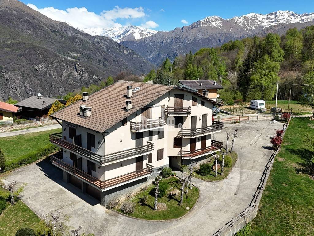 Vendita Appartamento Alpette. Trilocale in località Siruale 8. Buono ...