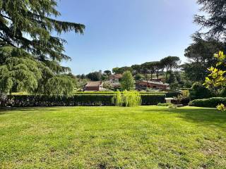 Ville in vendita in zona Olgiata, Roma - Immobiliare.it