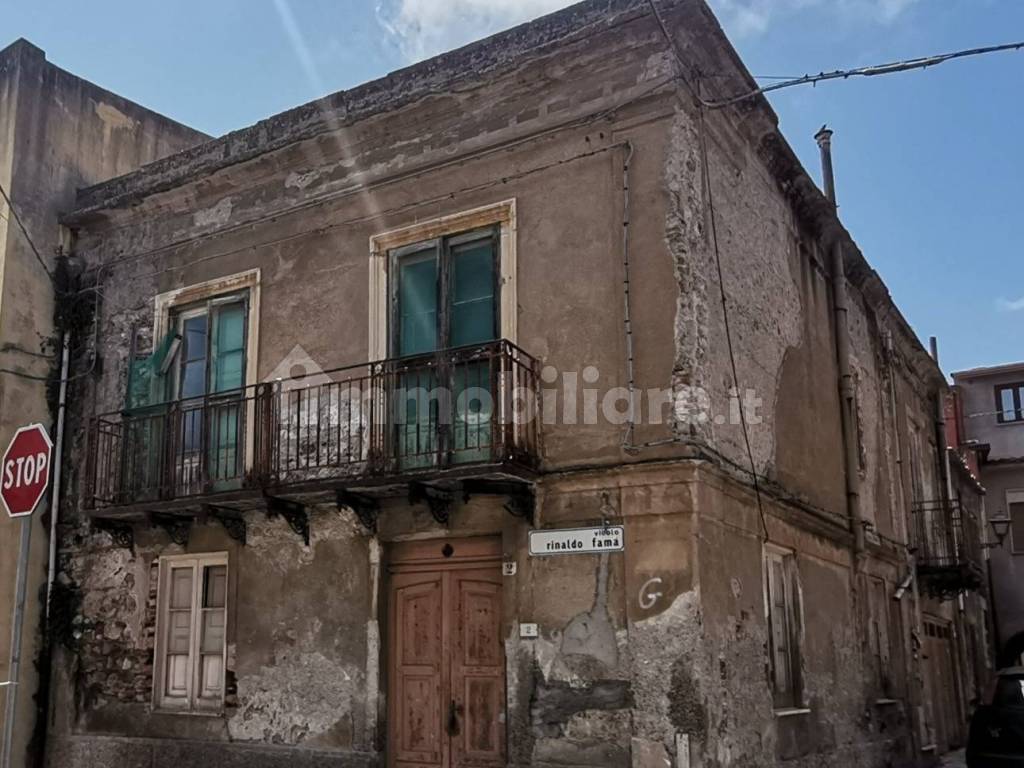 Vendita Terratetto unifamiliare in vicolo Rinaldo Famà 2 San Filippo ...