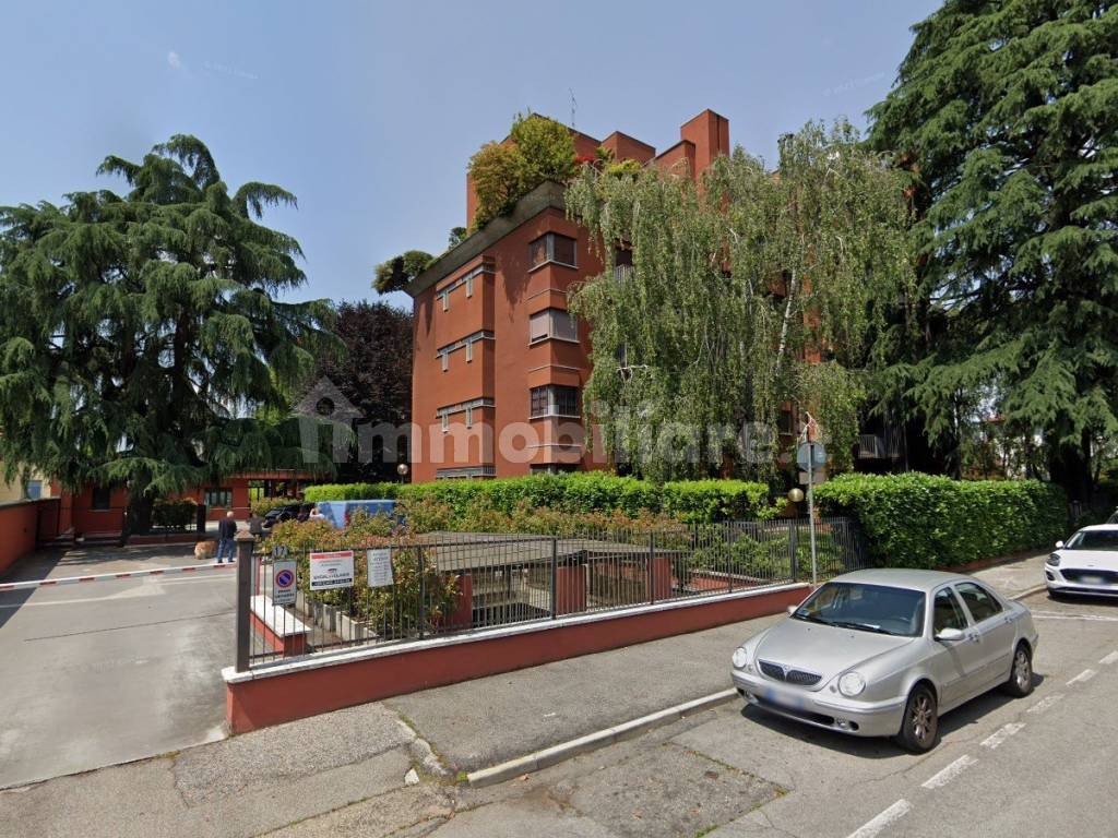 Vendita Appartamento Mariano Comense. Trilocale in via Trieste 17. Buono stato, quarto piano ...