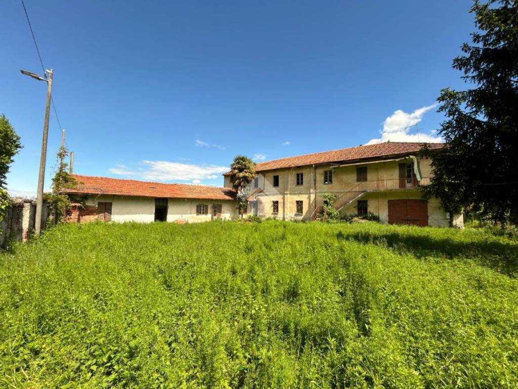 Vendita Rustico in via Alberto Calleri Di Sala 6 Bricherasio. Da ...