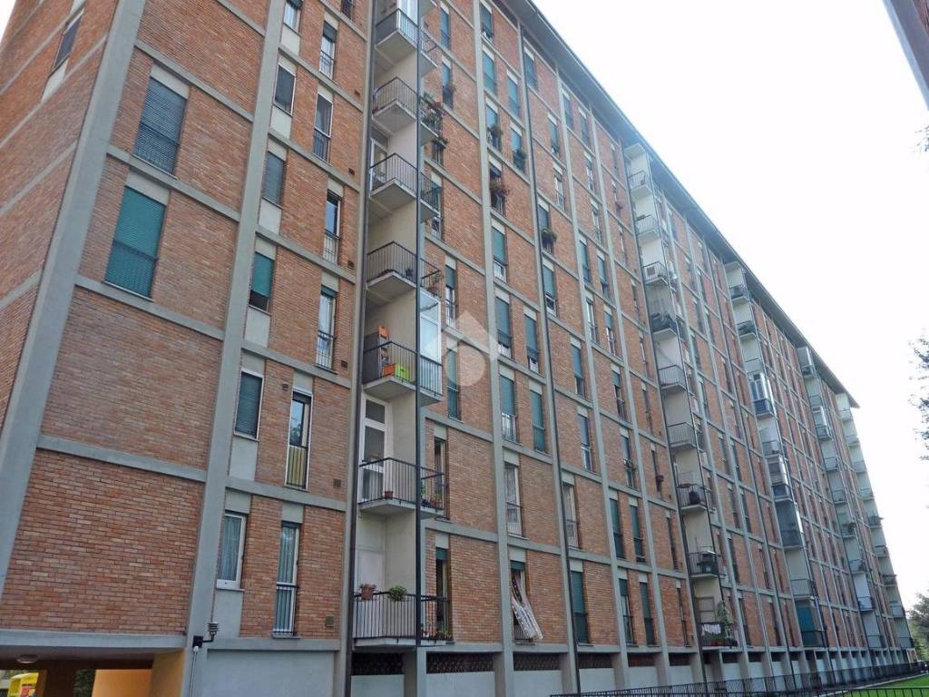 Vendita Appartamento Milano. Trilocale in via Adolfo Omodeo. Buono ...