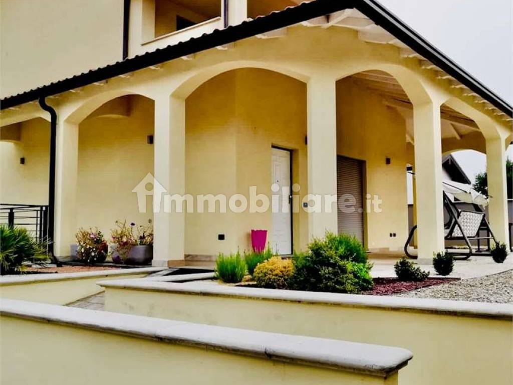 Vendita Villa unifamiliare in via Strada Nuova Vigevano. Nuova, posto ...