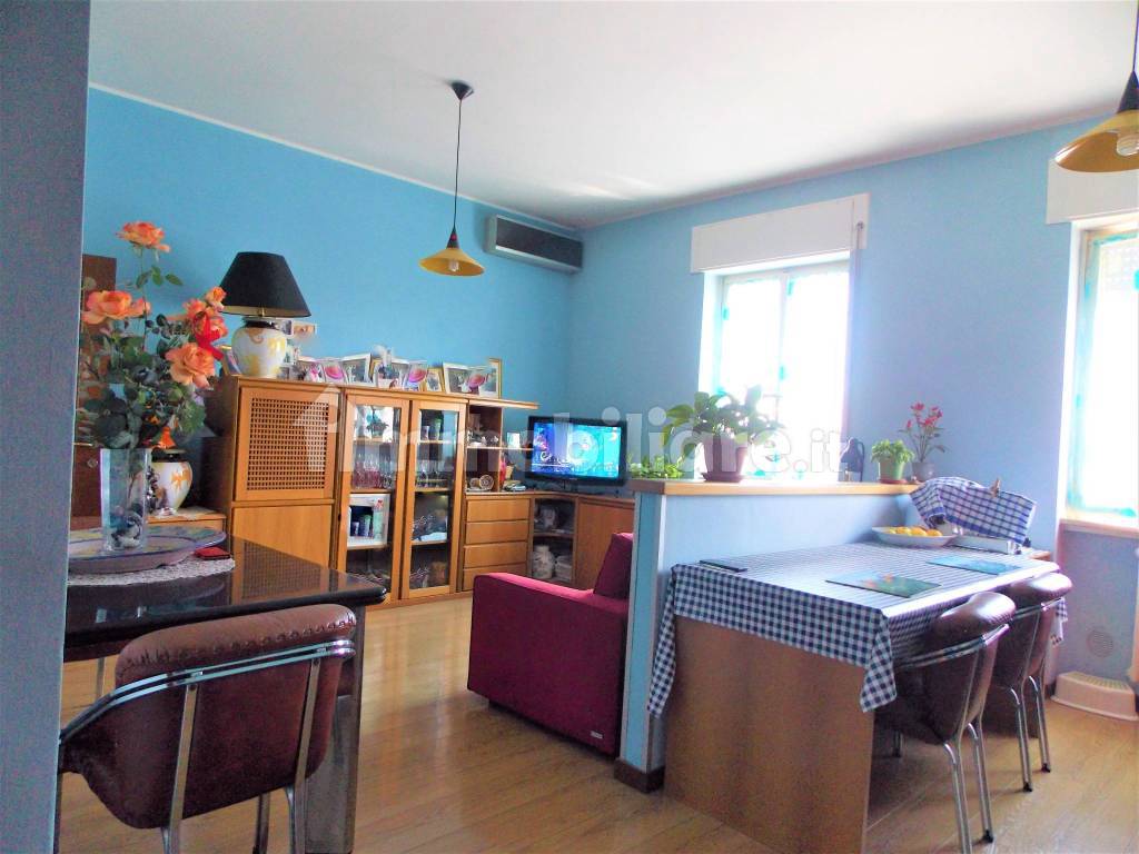 Vendita Appartamento Segrate. Bilocale in via Giuseppe Mazzini 24 ...