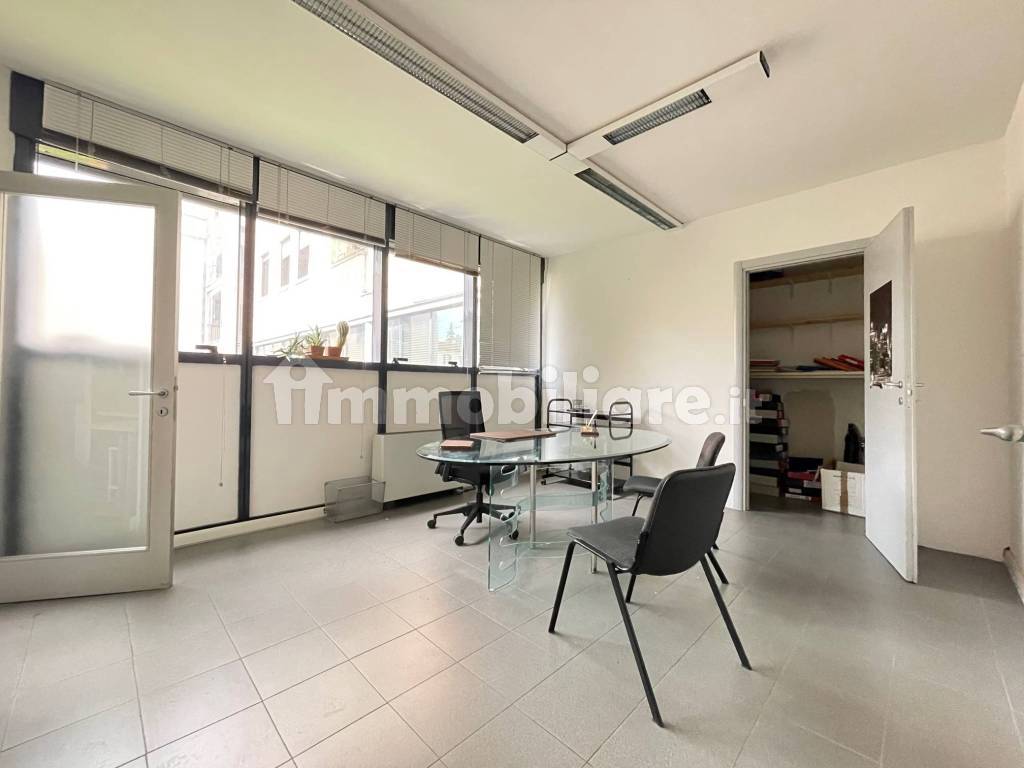Ufficio - Studio via Ubaldo Pasqui, Arezzo, Rif. 111813961 - Immobiliare.it