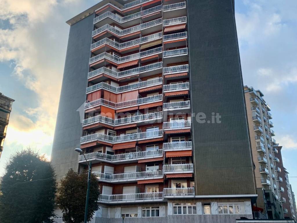 Sale Apartment in via Onorato Vigliani 35/15. Turin. Good condition ...