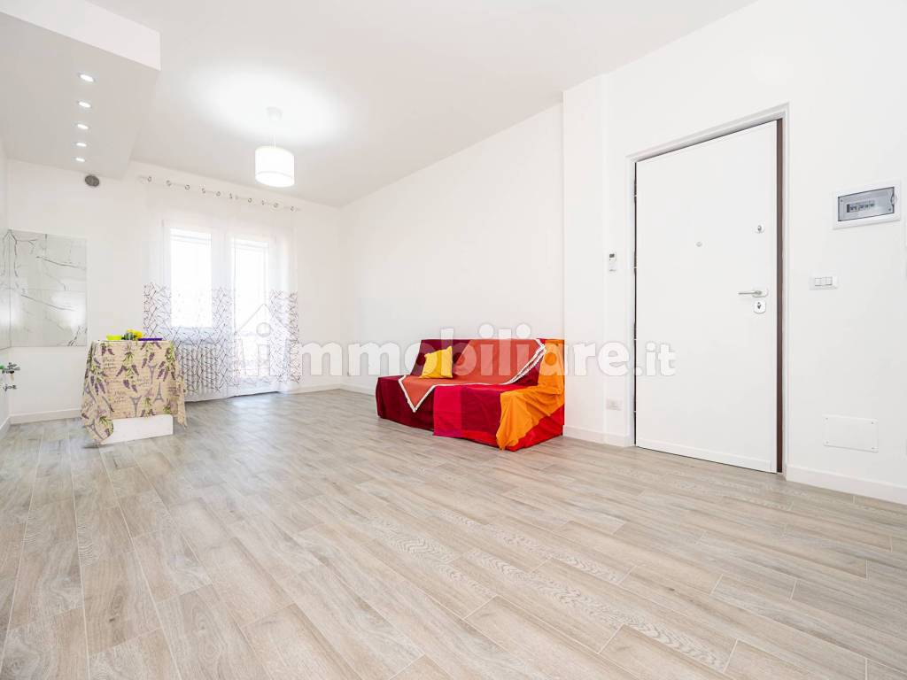 Vendita Appartamento Torino. Trilocale in corso Bernardino Telesio 40 ...