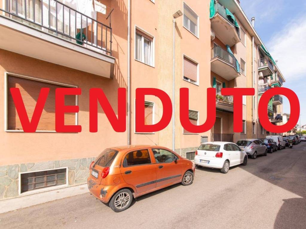 Vendita Appartamento Lainate. Trilocale in via Toti 3. Ottimo stato ...