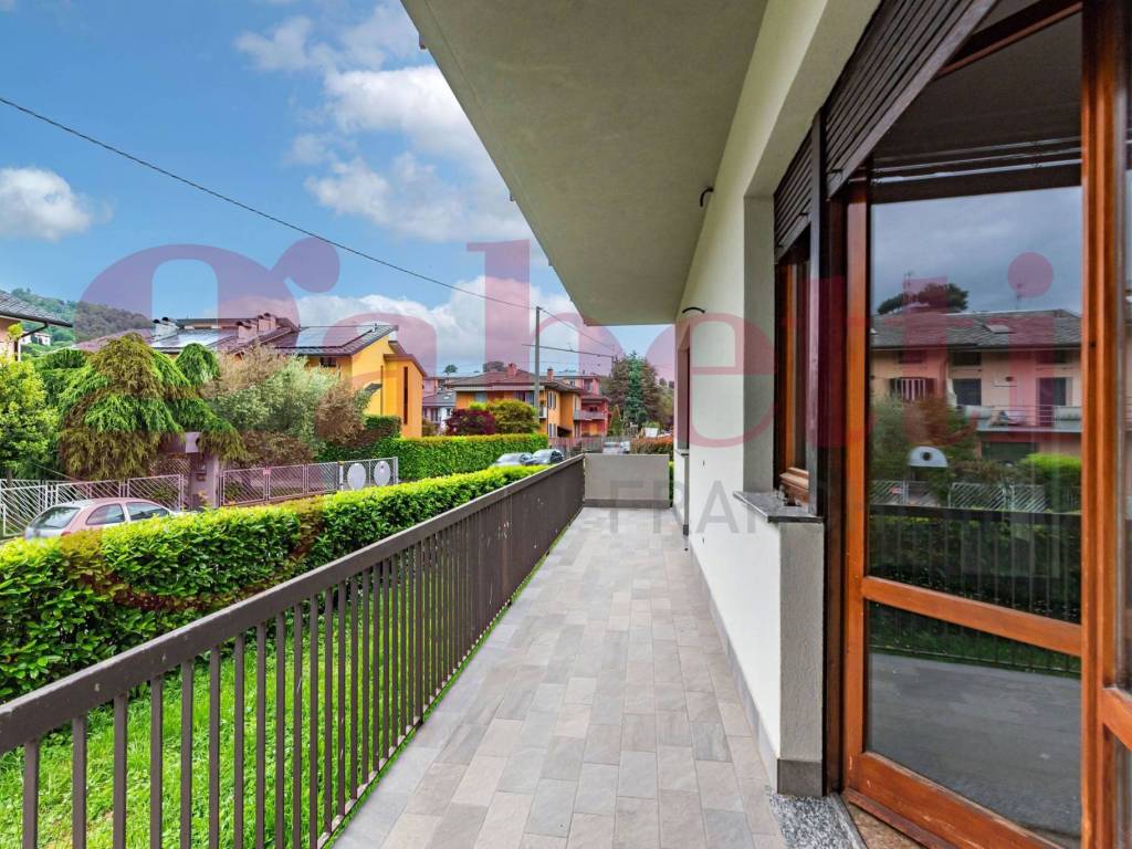 Vendita Appartamento in via Fogazzaro, 11. Bergamo. Da ristrutturare ...