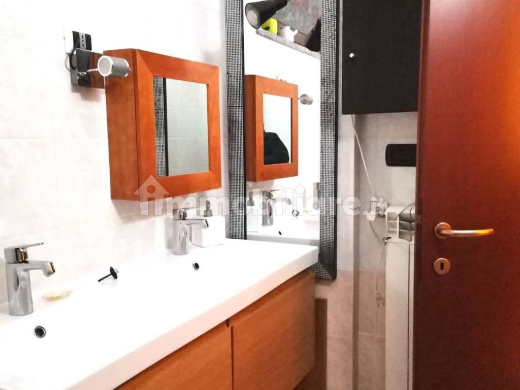 Stanza singola in affitto, affittasi camera singola via Maffeo ...