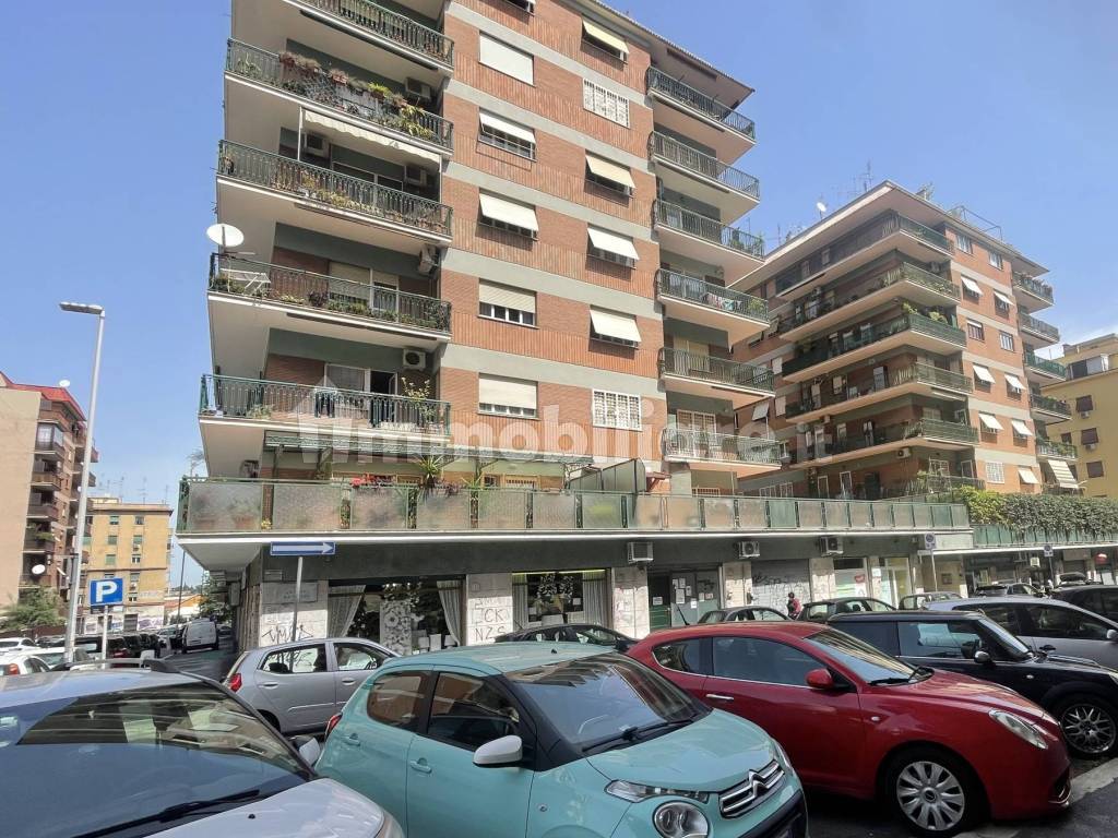 Ufficio - Studio via Antonio Raimondi 81, Roma, Rif. 111962245 ...