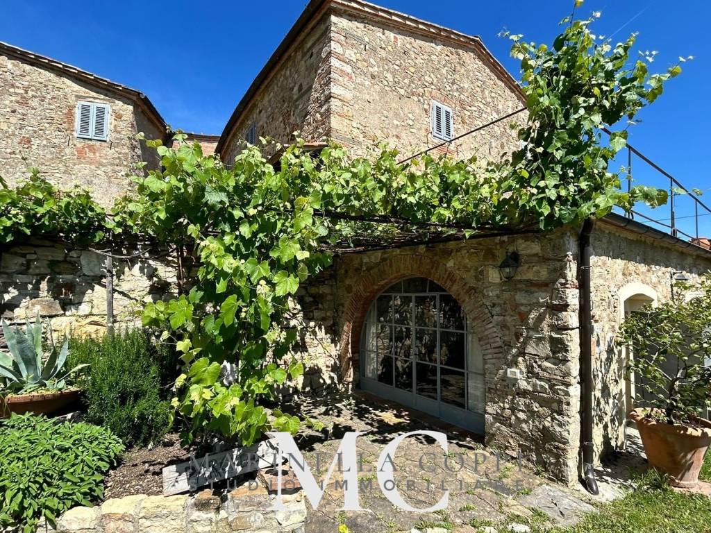 Vendita Casale in via Roma 43 Greve in Chianti. Posto auto, 305 m², rif ...