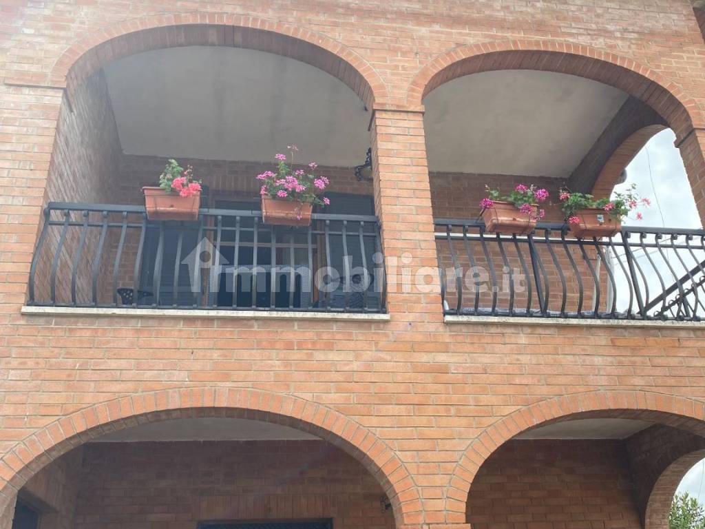 Affitto Villa bifamiliare in via 1 Maggio 19 Montepulciano. Ottimo ...