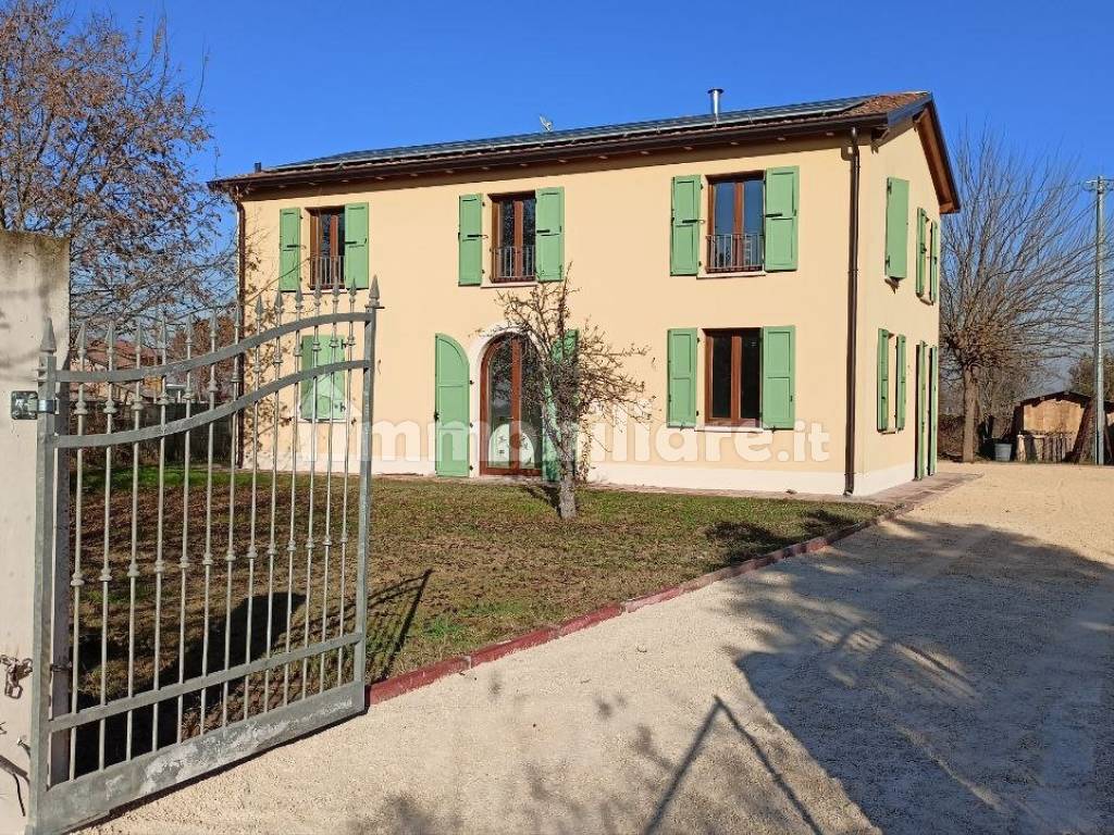 Vendita Villa unifamiliare in via Galeazza 2836 San Felice sul Panaro ...
