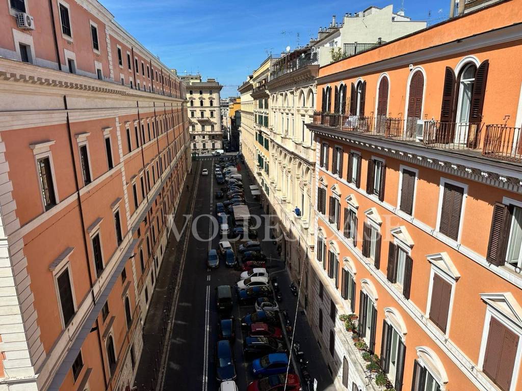 Vendita Attico in via Firenze Roma. Ottimo stato, con terrazza, rif ...