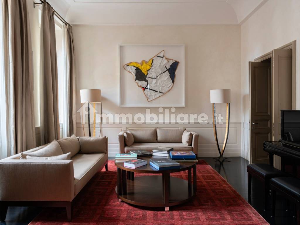 Affitto Villa unifamiliare in via Tevere Roma. Ottimo stato, 785 m² ...