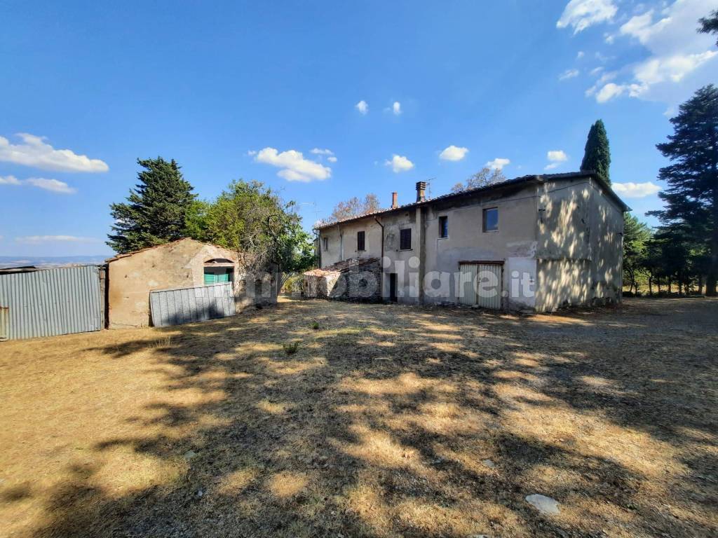 Vendita Casa colonica in Strada Provinciale Montevaso Chianni. Da ...