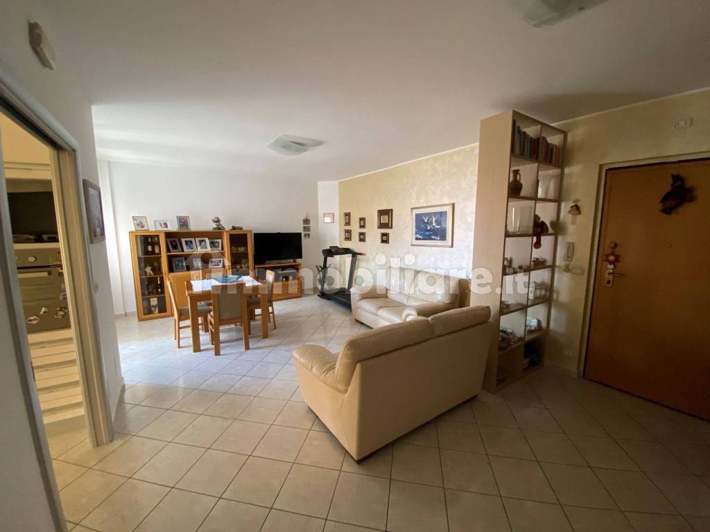 Vendita Appartamento Castel di Lama. Quadrilocale in via Roma 6. Ottimo ...