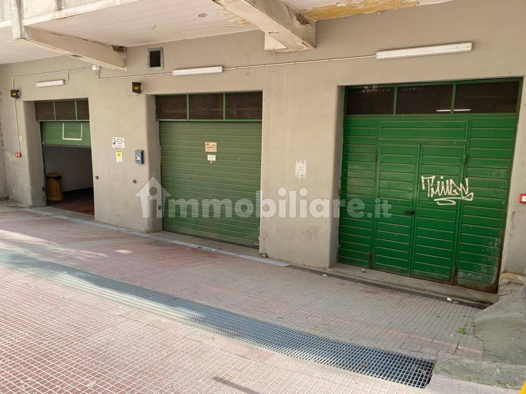 Posto auto - moto via Guido Mazzoni 16, Roma, Rif. 112110891 ...