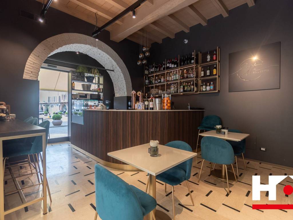 Bar piazza Paolo VI 3, Brescia, Rif. 112127201 - Immobiliare.it