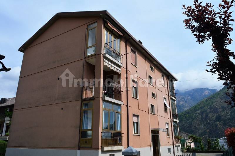 Vendita Appartamento Parre. Trilocale in via Ina Casa 5. Buono stato ...