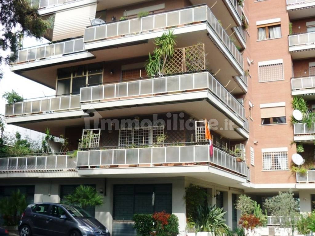 Vendita Appartamento Roma. Quadrilocale in via Cornelia 7. Da ...