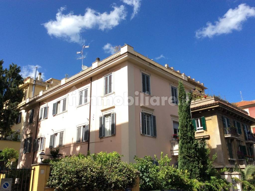 Rent Apartment Rome. 2-room flat in via Antonio Musa 9. Excellent ...