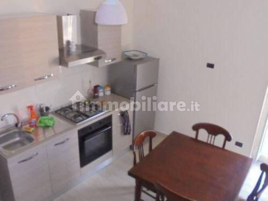 Affitto Appartamento Isernia. Bilocale in corso Marcelli, 29. Buono ...