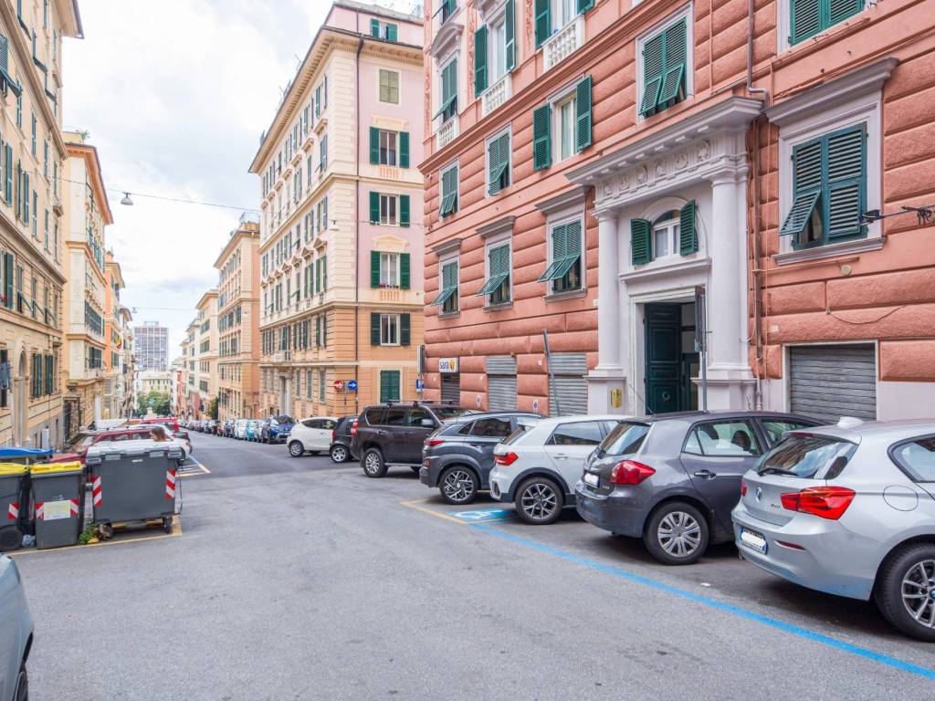 Vendita Appartamento in via Palestro. Genova. Ottimo stato, ammezzato ...
