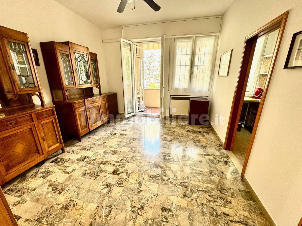 Vendita Appartamento Bologna. Trilocale in via Faenza 5. Buono stato ...