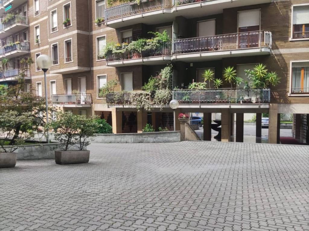 Garage - Box piazza Firenze 19, Milano, Rif. 112373569 - Immobiliare.it