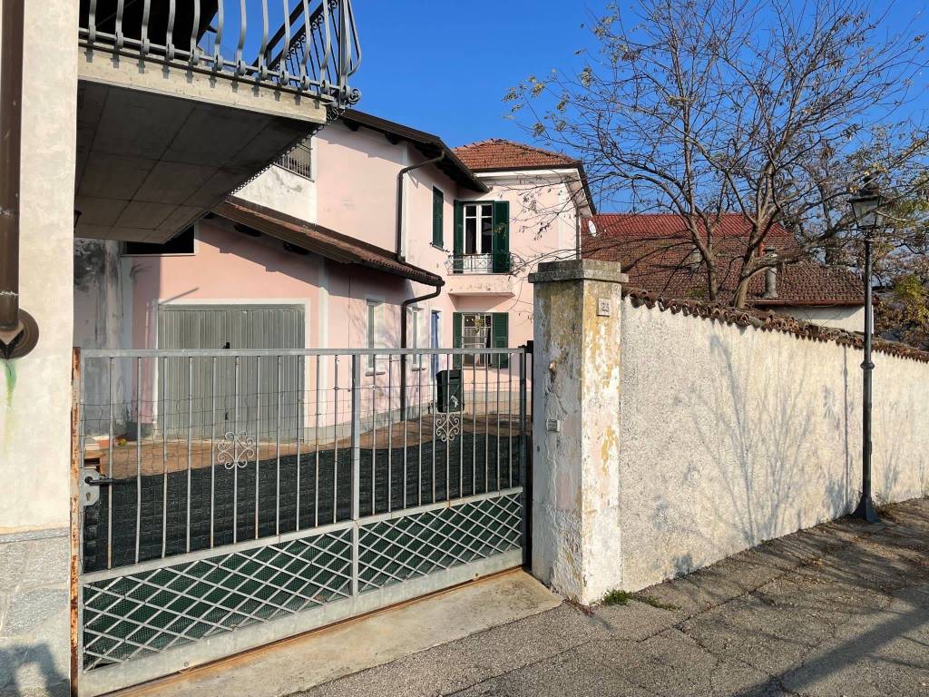 Sale Two-family villa in via Galliera 23 Stazzano. Good condition ...