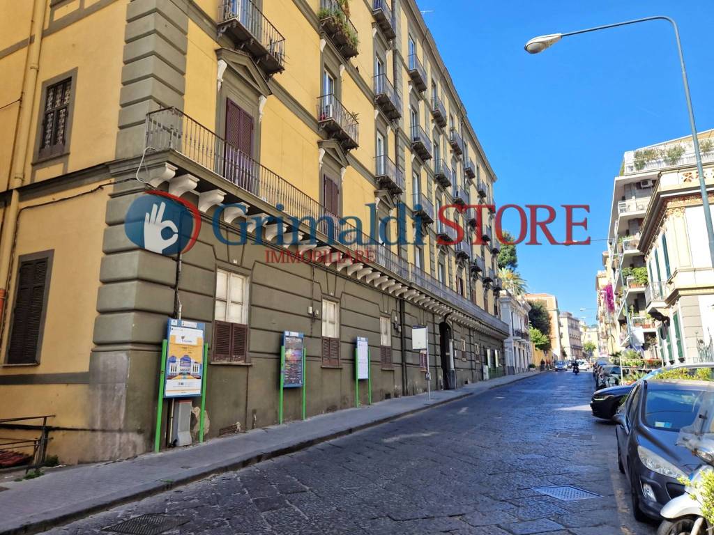 Sale Apartment Naples. 3-room flat in via Francesco Crispi 51. To be ...