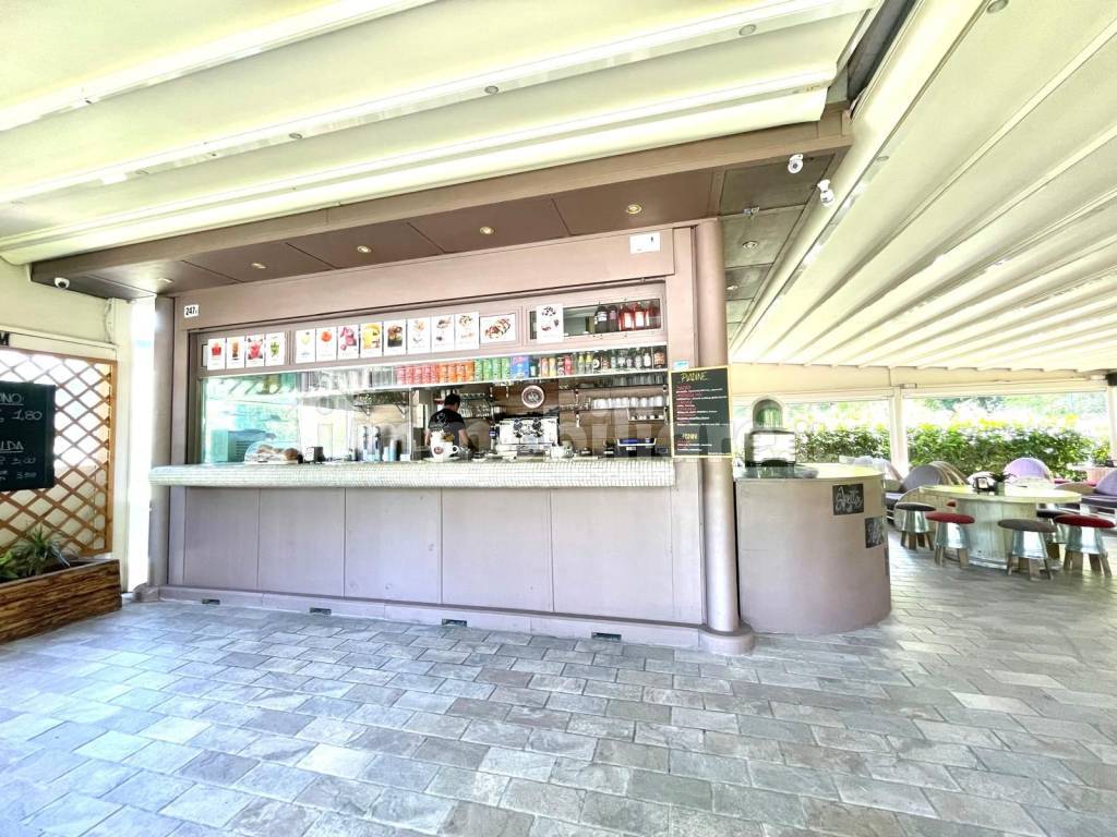 Bar con laboratorio via Francesco Zanardi 247, Bologna, Rif. 112399815 ...