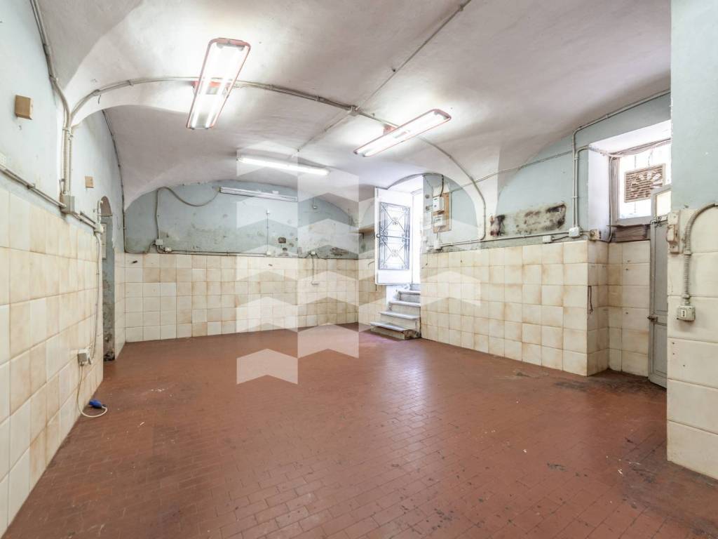 Magazzino - Deposito via Avezzana 23, Roma, Rif. 112433057 - Immobiliare.it
