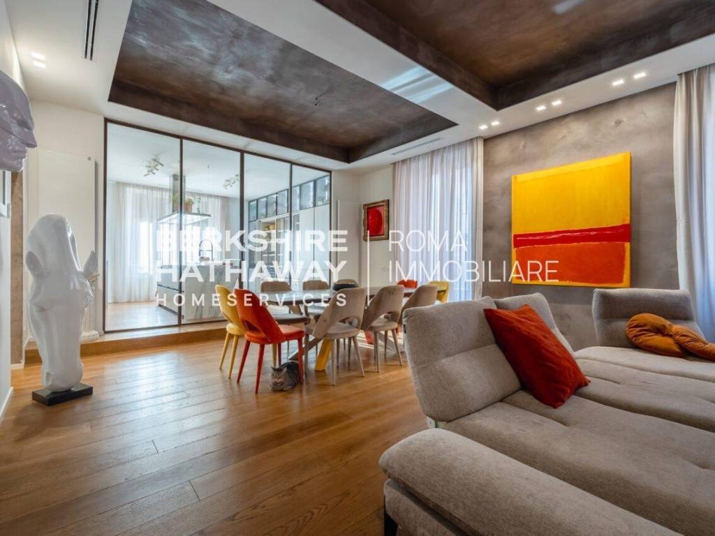 Sale Apartment Rome. 4-room flat in piazza Euclide. Excellent condition ...