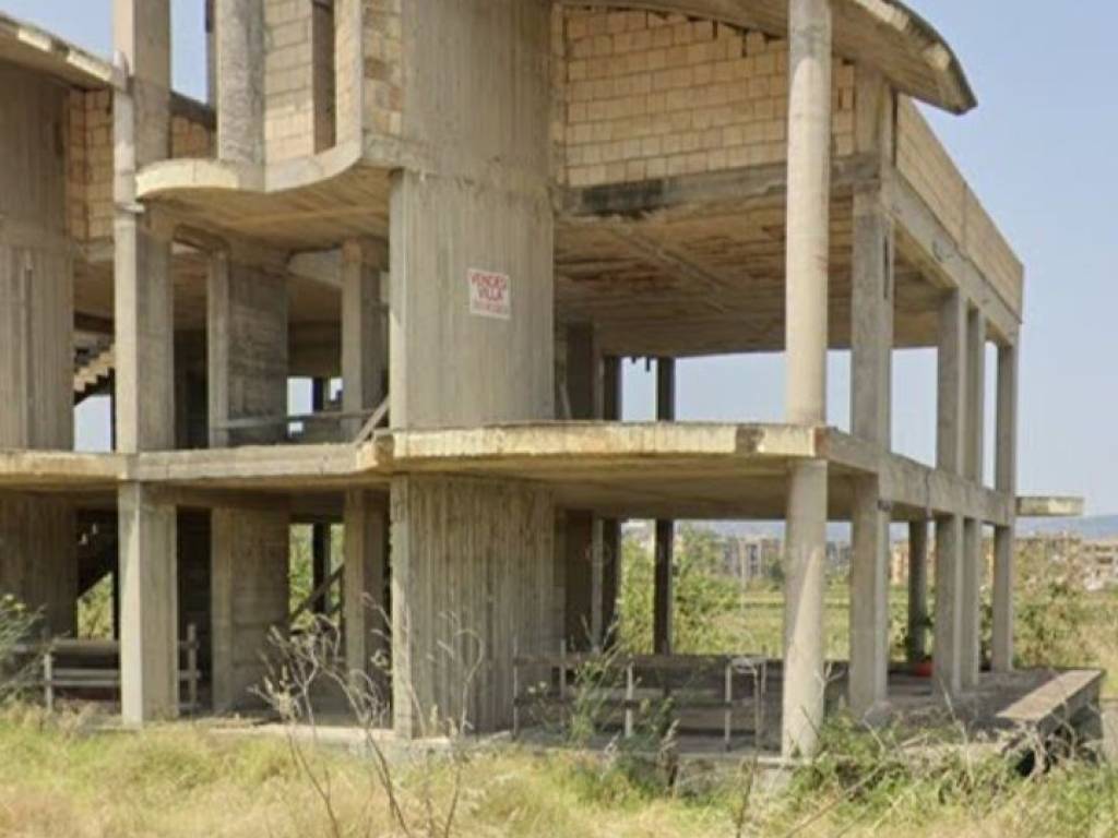 Vendita Rustico in via Pietro Nenni Satriano. Da ristrutturare, 400 m² ...