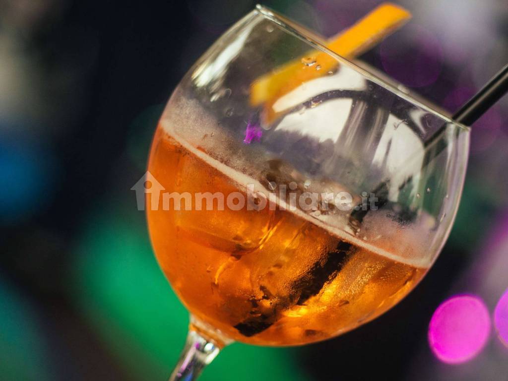 Bar con laboratorio viale Luigi Schiavonetti, Roma, Rif. 112585745 ...