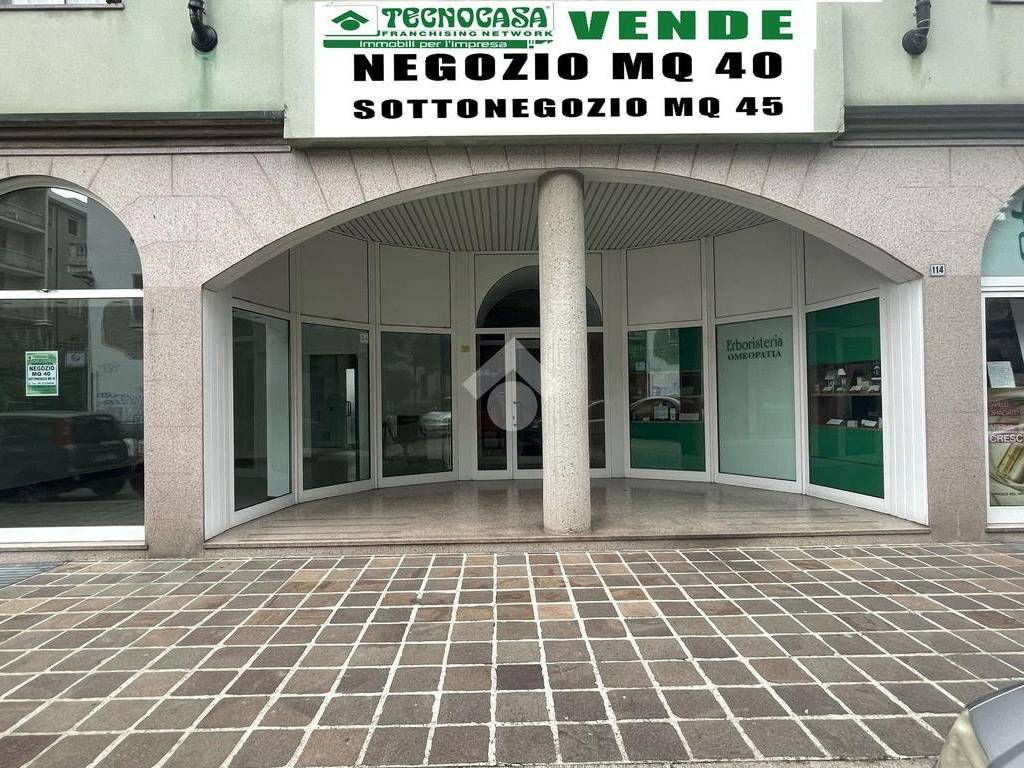 Locale commerciale via Repubblica 114, Novate Milanese, Rif. 112599773 ...
