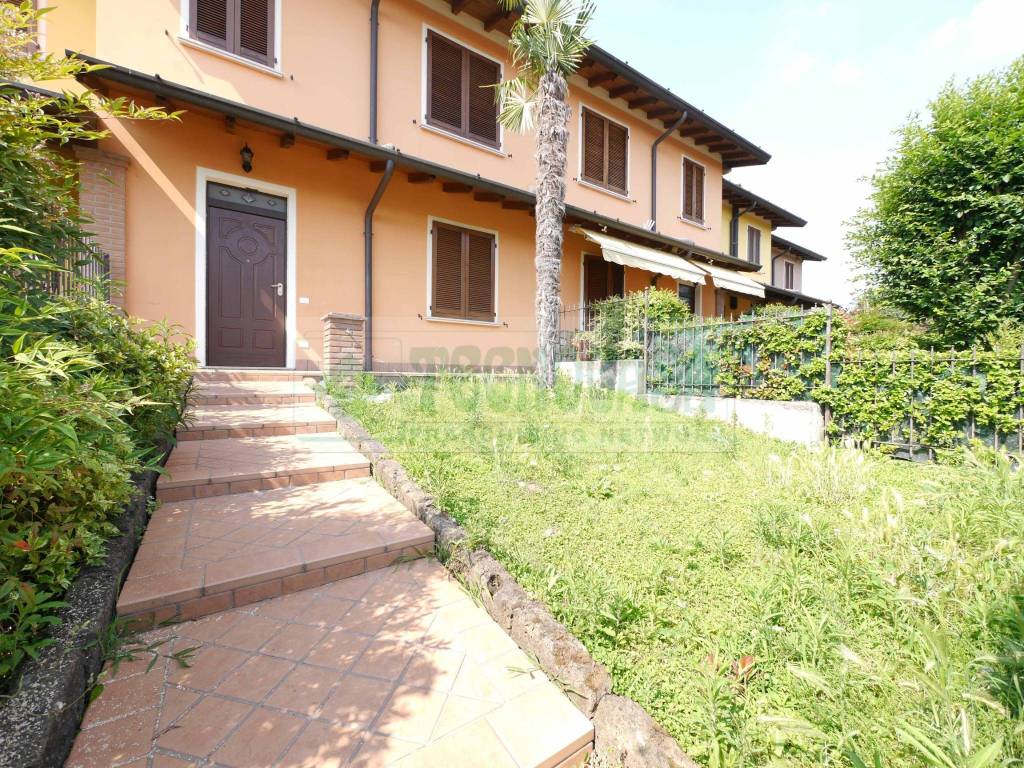 Vendita Villa a schiera in via Roma 1 Roccafranca. Buono stato, posto ...