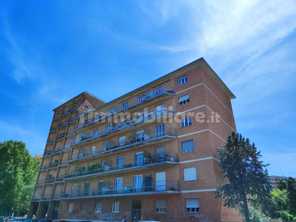 Vendita Appartamento Torino. Quadrilocale in via Filadelfia 175. Buono ...