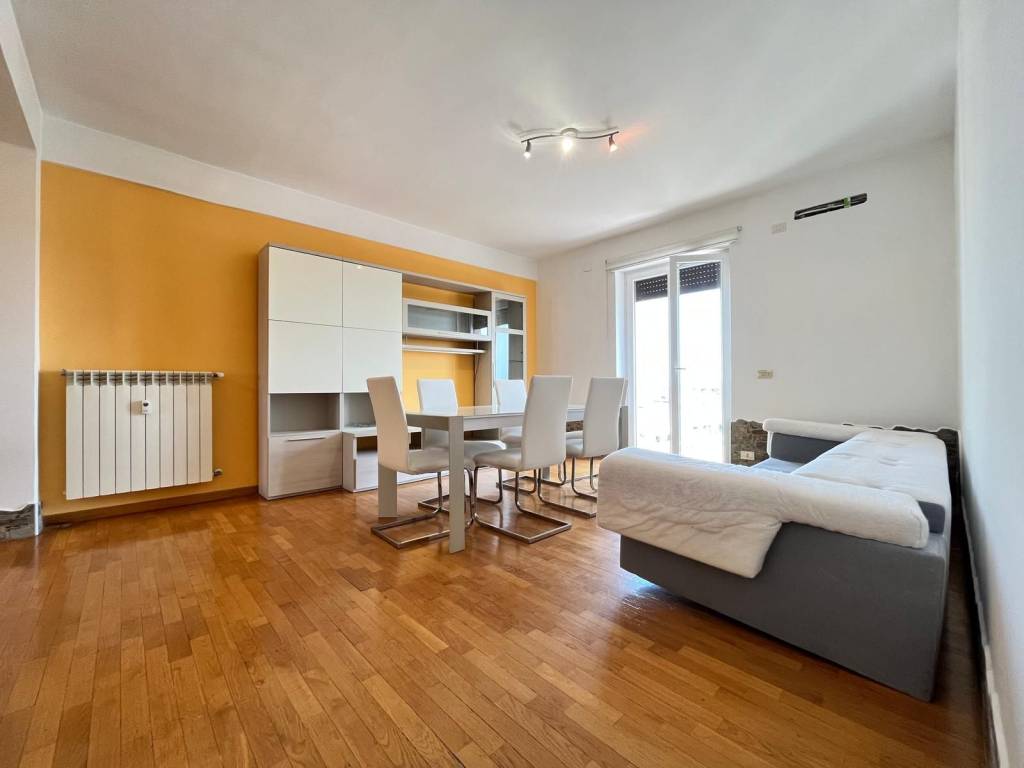 Affitto Appartamento Roma. Monolocale in via delle Cave 79. Buono stato ...