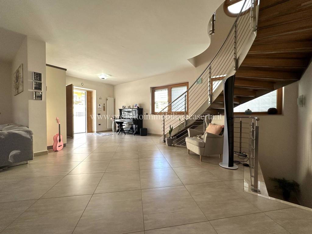 Vendita Villa unifamiliare in via Marie Sklodowska Curie Caserta ...