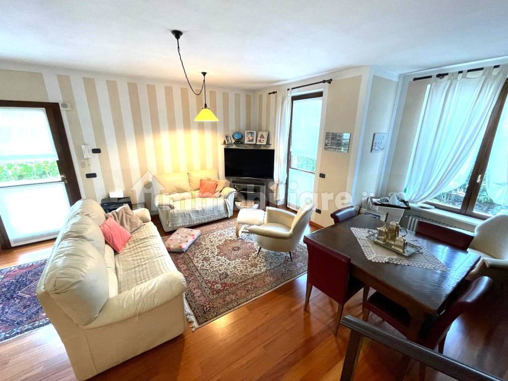 Vendita Villa a schiera Ponte San Pietro. Ottimo stato, posto auto, con ...