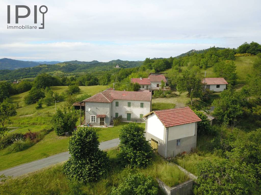 Vendita Terratetto unifamiliare in Strada Provinciale Ponzone ...