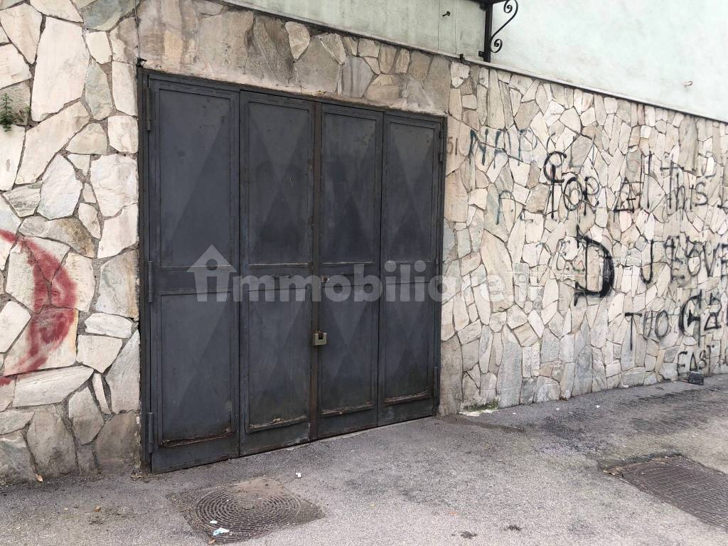 Locale commerciale via Mario Gigante, Napoli, Rif. 112778967 ...