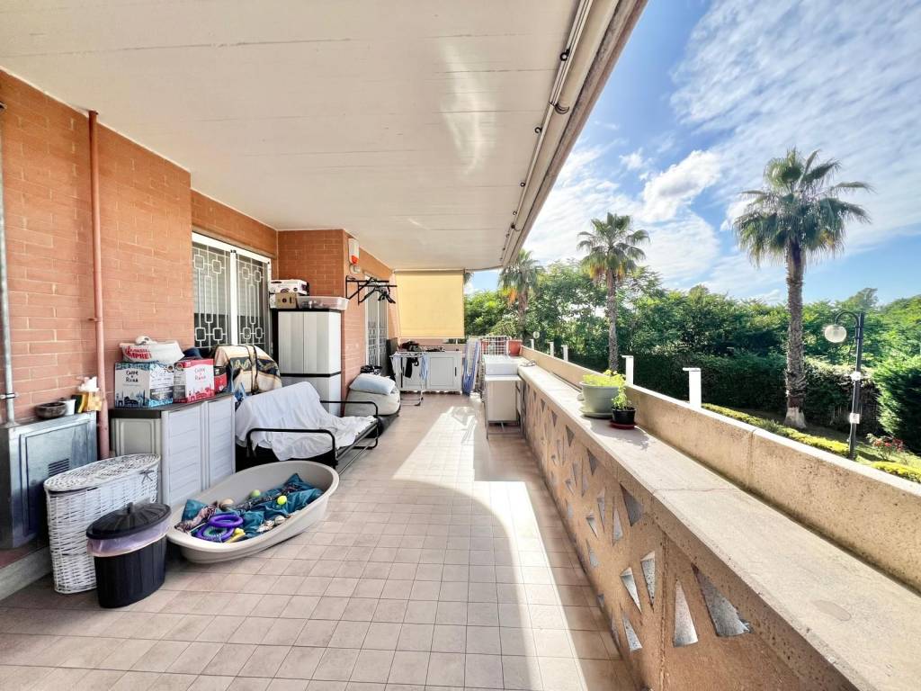 Vendita Appartamento Roma. Quadrilocale in via Roberto Ago 50. Nuovo ...